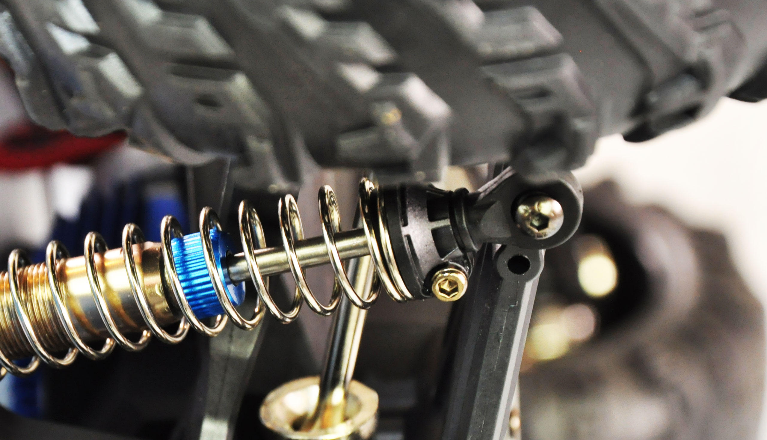 Daphoenodon Monstertruck 4WD 1:12 mit Gyro RTR, rot - amewi.com