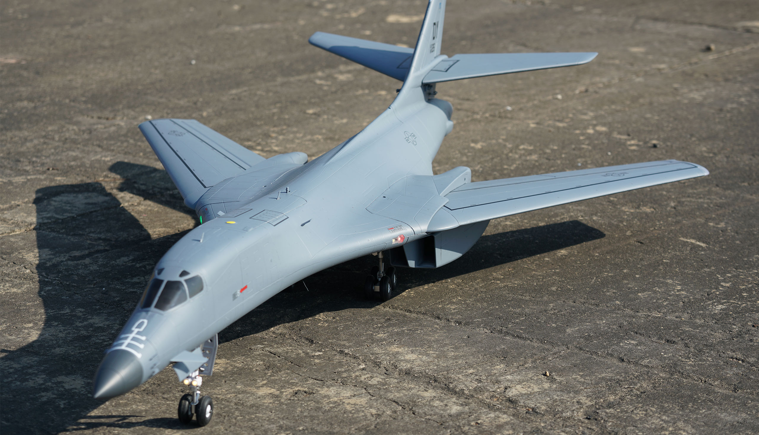 XFly Rockwell B-1B Lancer 70mm Twin EDF Jet PNP - amewi.com